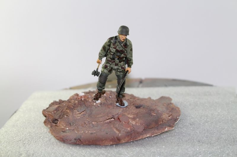 Dragon Fallschirmjager Battallion 500 6145 - International Scale Modeller